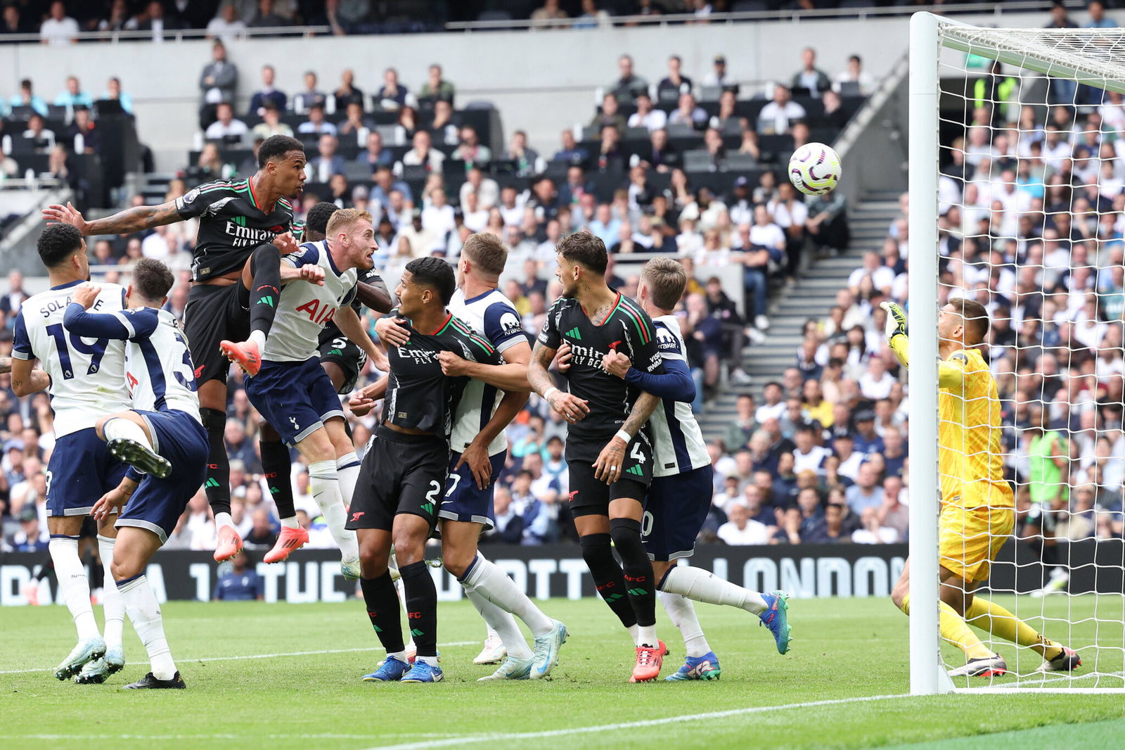 Tottenham 0-1 Arsenal: Defensive Masterclass, Gabi Bullet Header ...